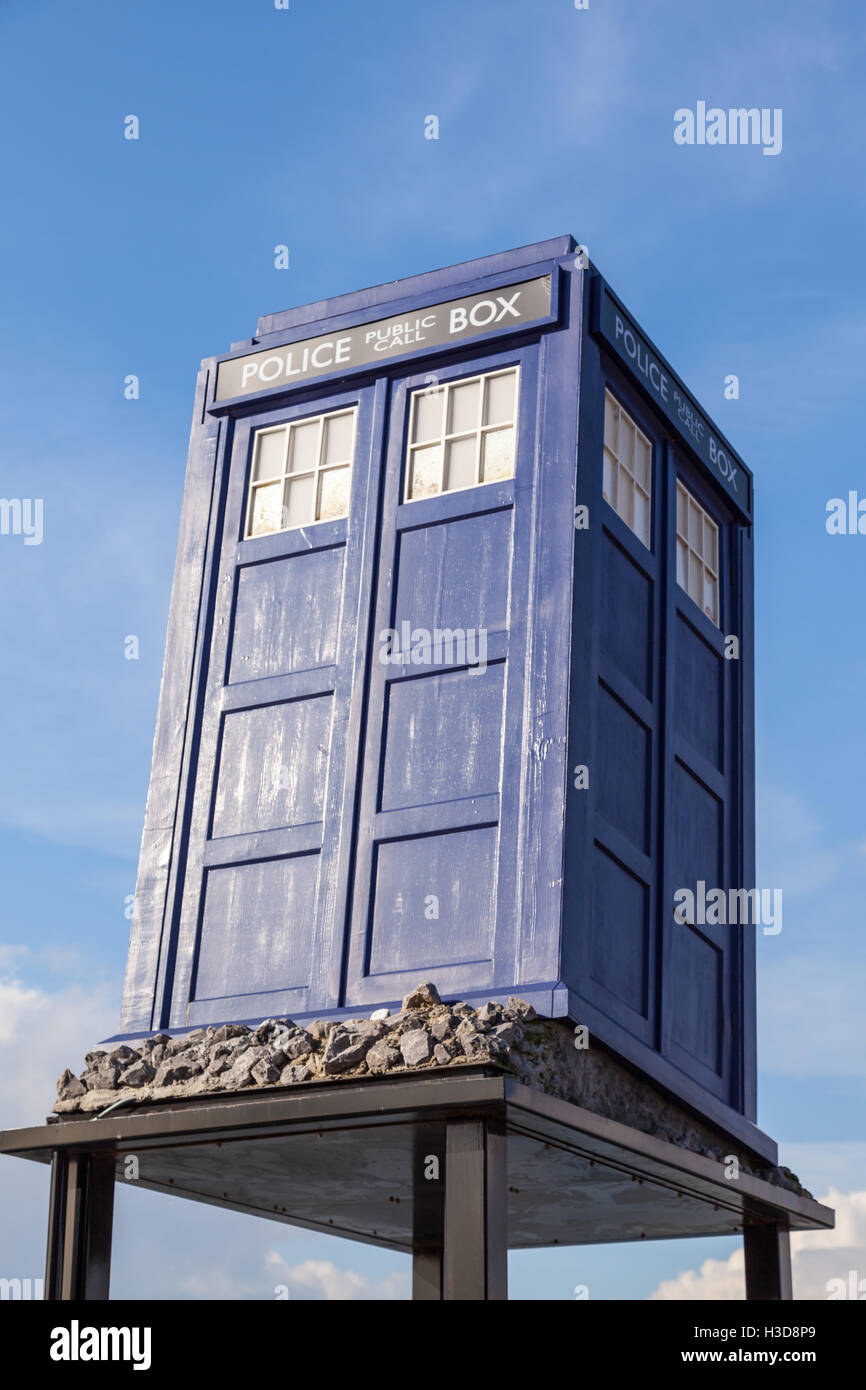 The Tardis outside the Doctor Who Experience in Cardiff Bay Stock Photo ...