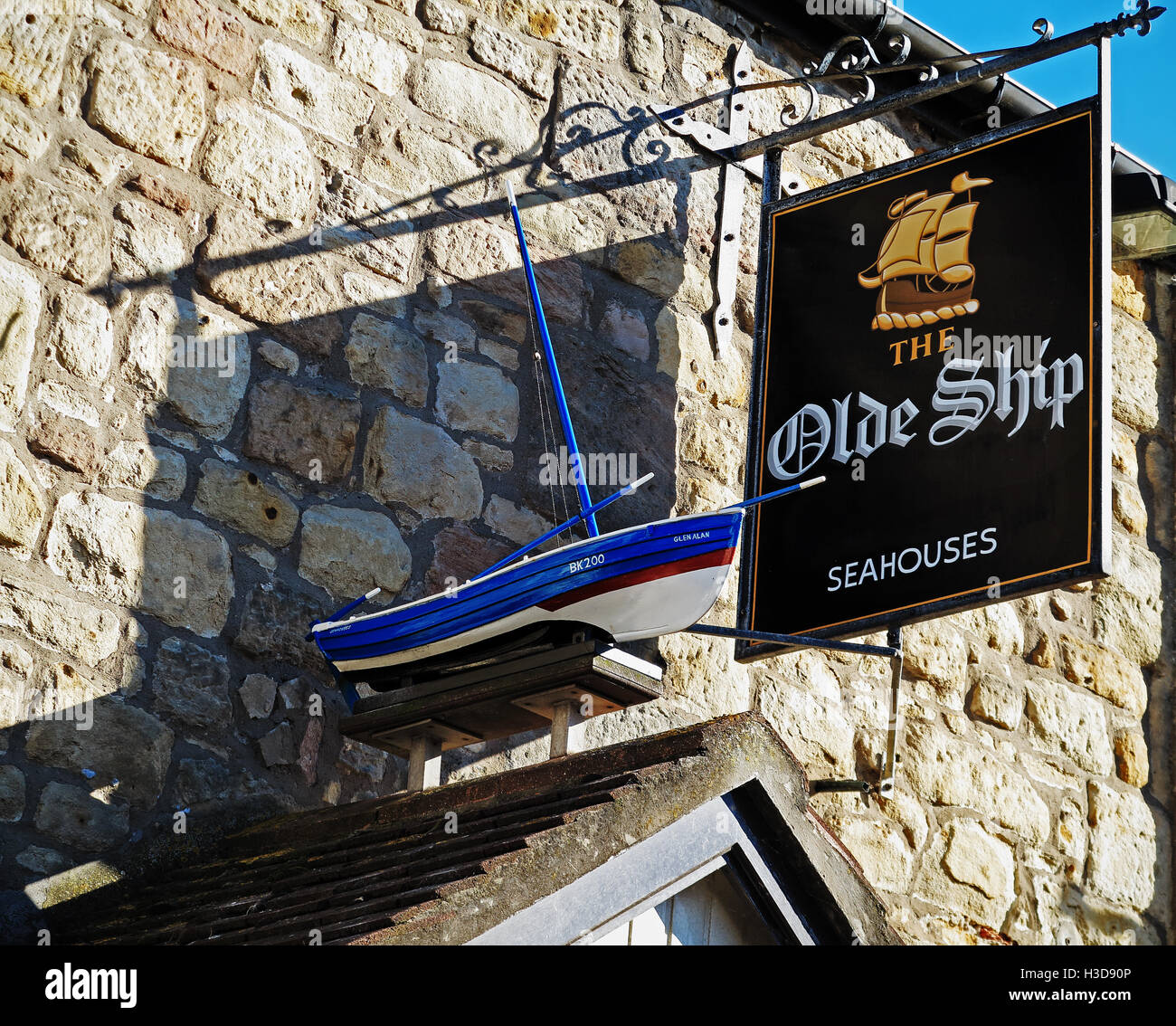 The sign of the Olde Ship Inn Stock Photo - Alamy