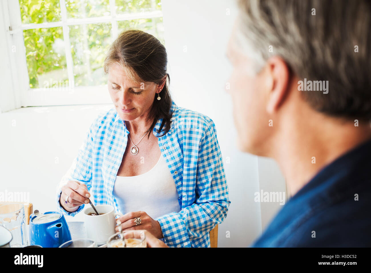 Woman making talking over hi-res stock photography and images - Alamy