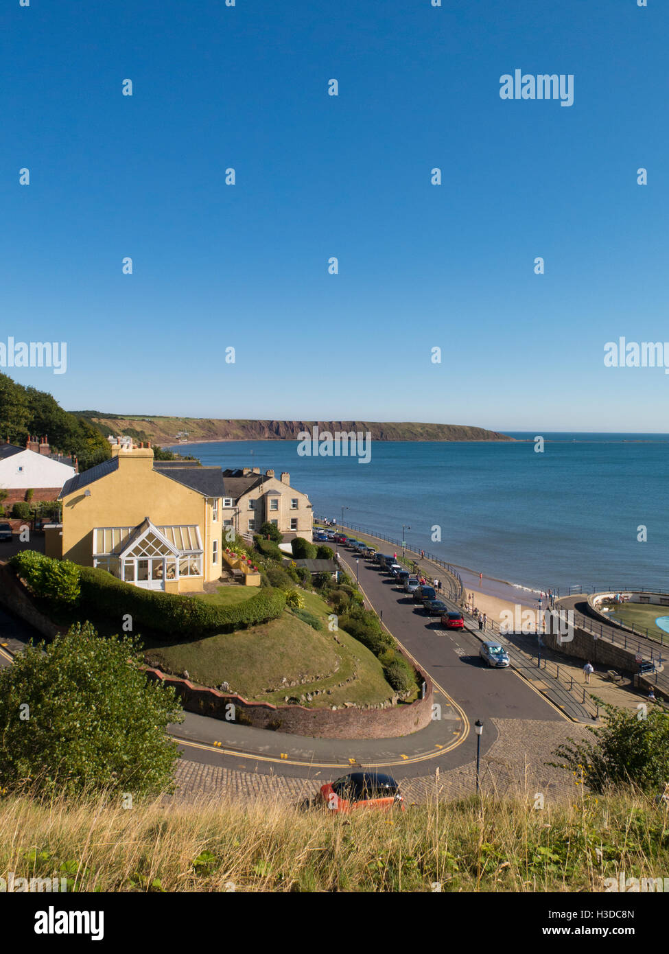 Scenic coastal view seaside resort hi-res stock photography and images ...