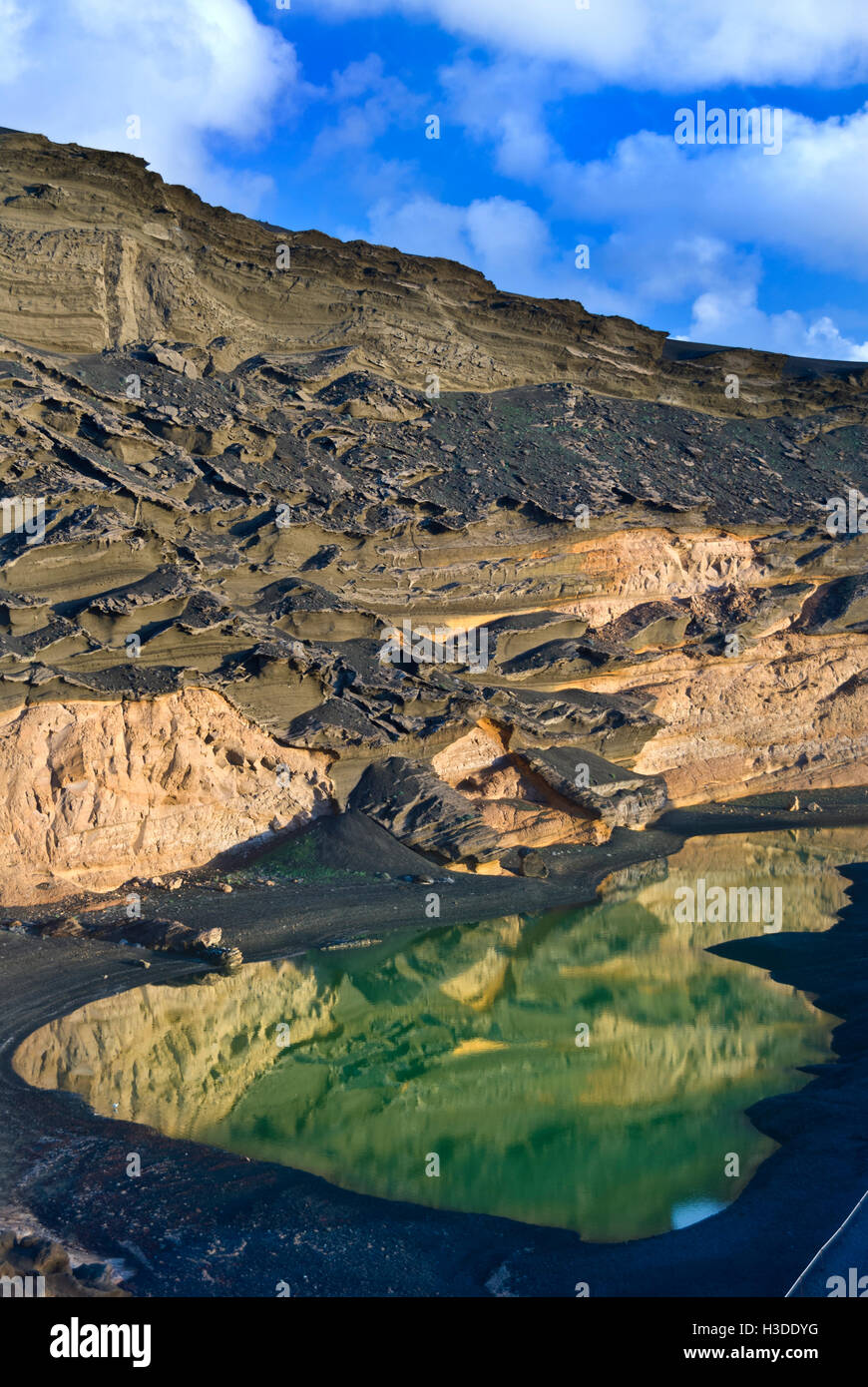 Crater lagoon hi-res stock photography and images - Alamy