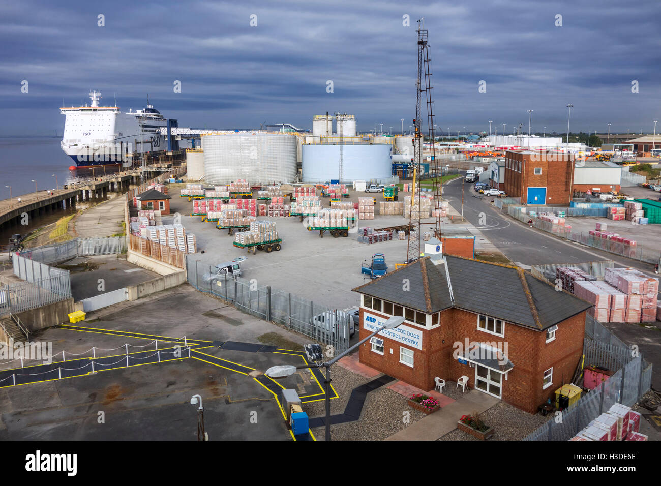 Roll on roll off ferries dock port hi-res stock photography and images ...
