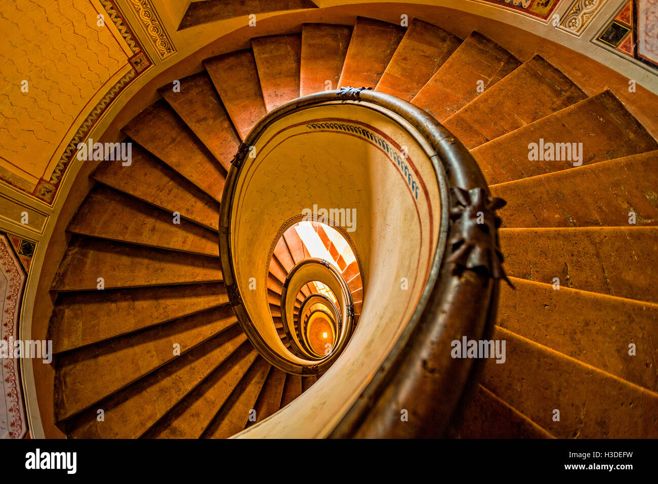 Vignola barozzi hi-res stock photography and images - Alamy
