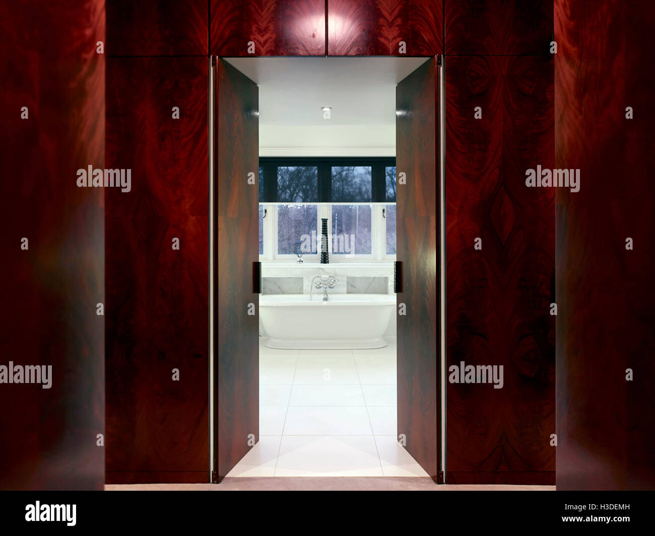 Master bathroom putney house hi-res stock photography and images - Alamy