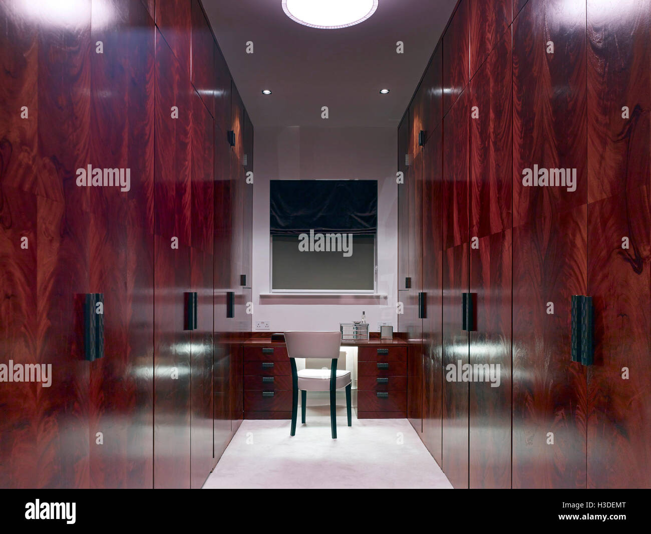 Dressing table putney house hi-res stock photography and images - Alamy