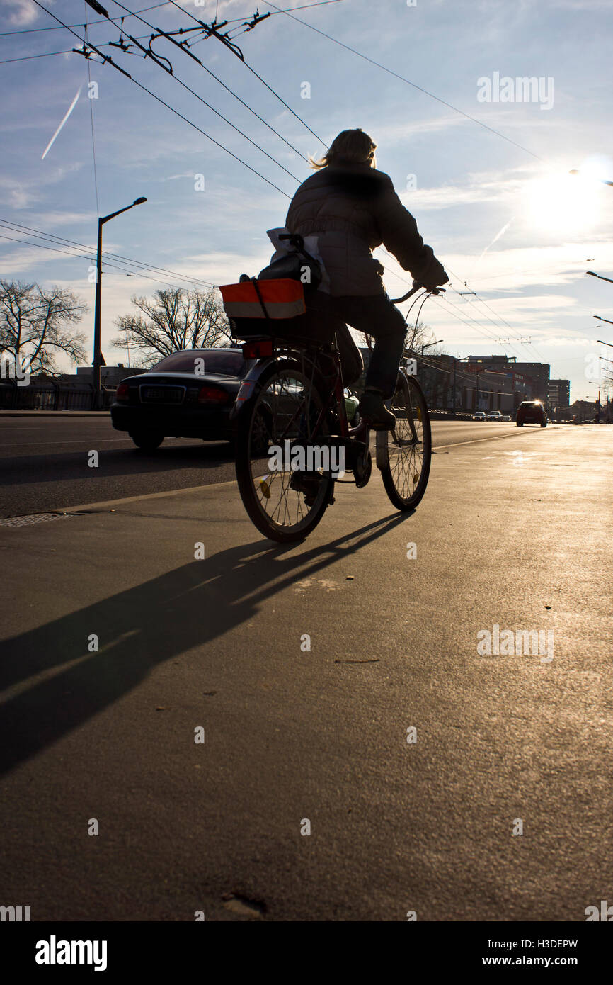 Bicycle commuter hi-res stock photography and images - Alamy