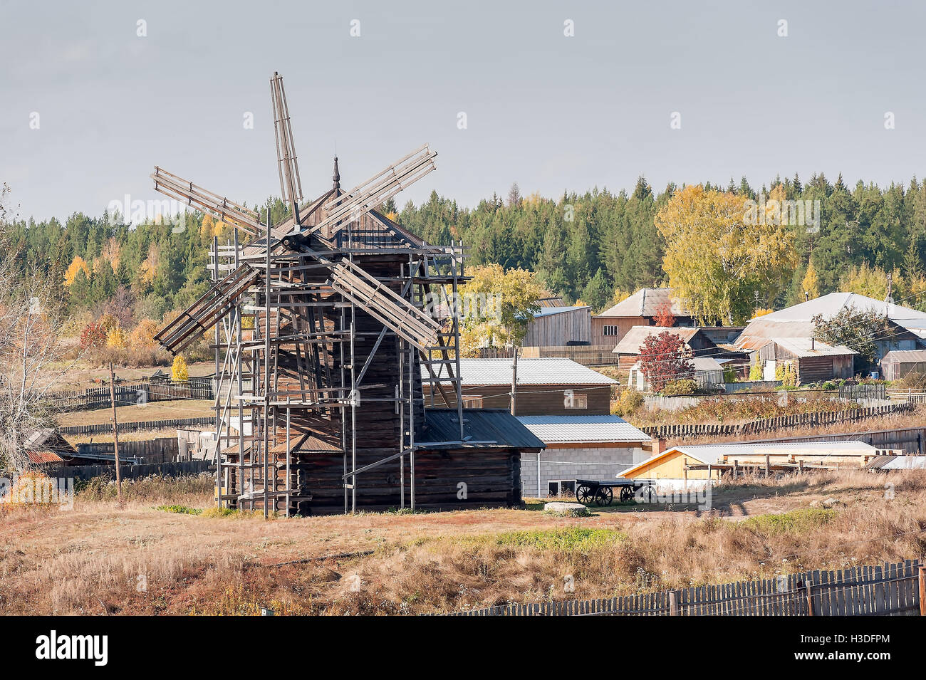 Windmill. Nizhnaya Sinyachikha. Russia Stock Photo - Alamy