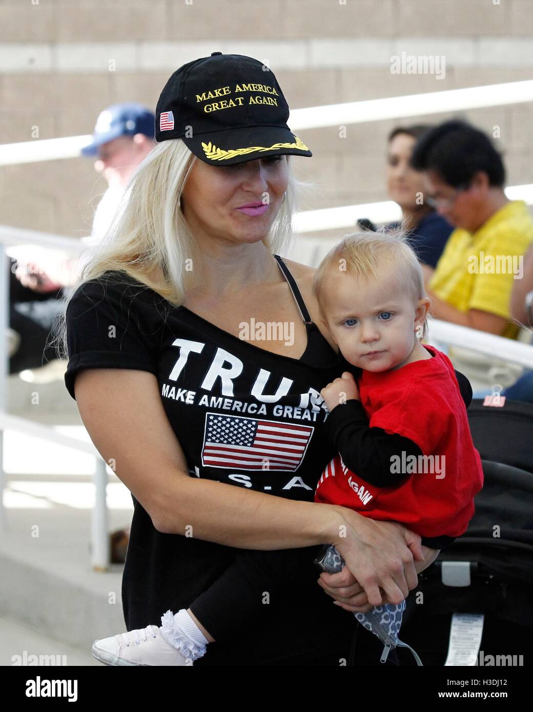 Henderson, NV, USA. 5th Oct, 2016. Young Donald Trump supporter in ...