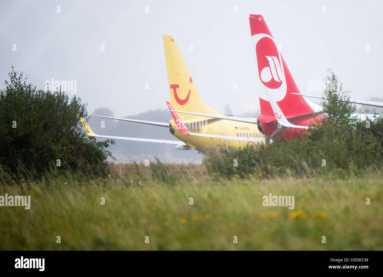 Tuifly logo hi-res stock photography and images - Alamy
