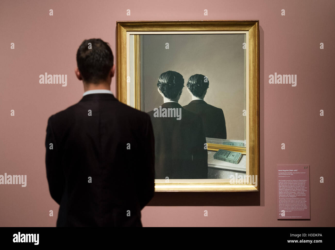 Not to be reproduced magritte hi-res stock photography and images - Alamy