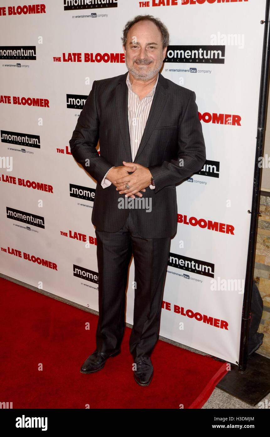 Westwood, CA. 3rd Oct, 2016. Kevin Pollak at arrivals for LATE BLOOMER ...