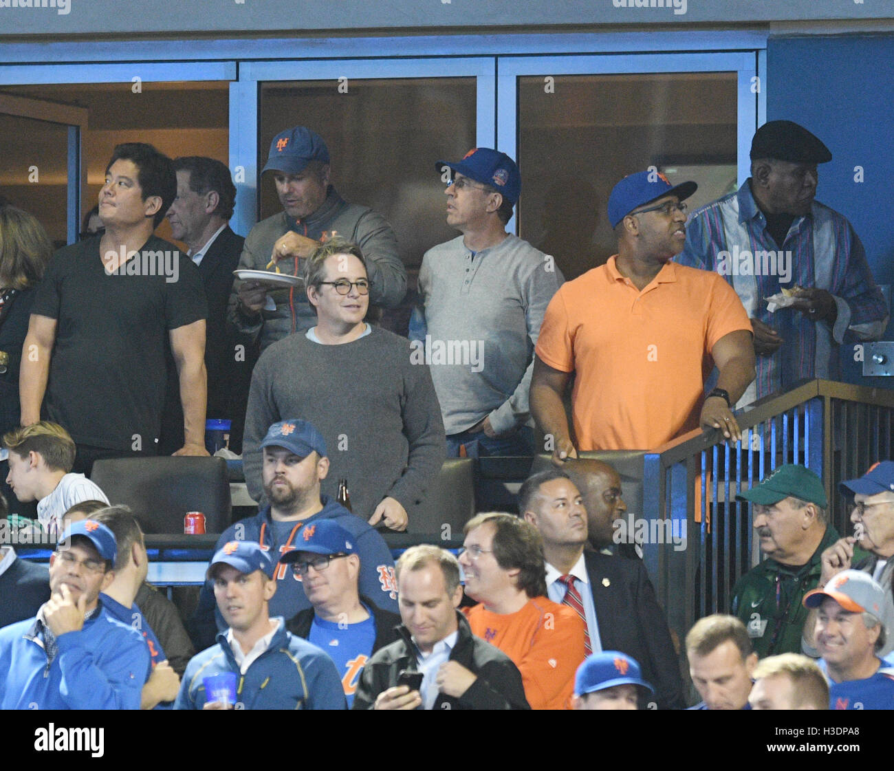 NEW YORK, NY - OCTOBER 05: Jerry Seinfeld ,Jessica Seinfld, Matthew ...