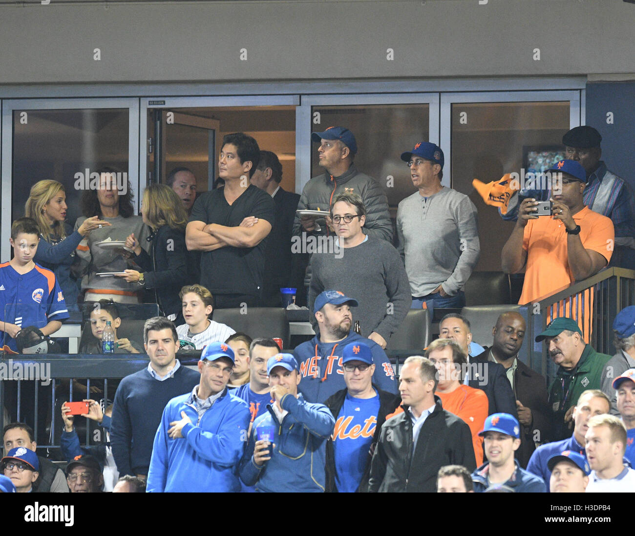 NEW YORK, NY - OCTOBER 05: Jerry Seinfeld ,Jessica Seinfld, Matthew ...