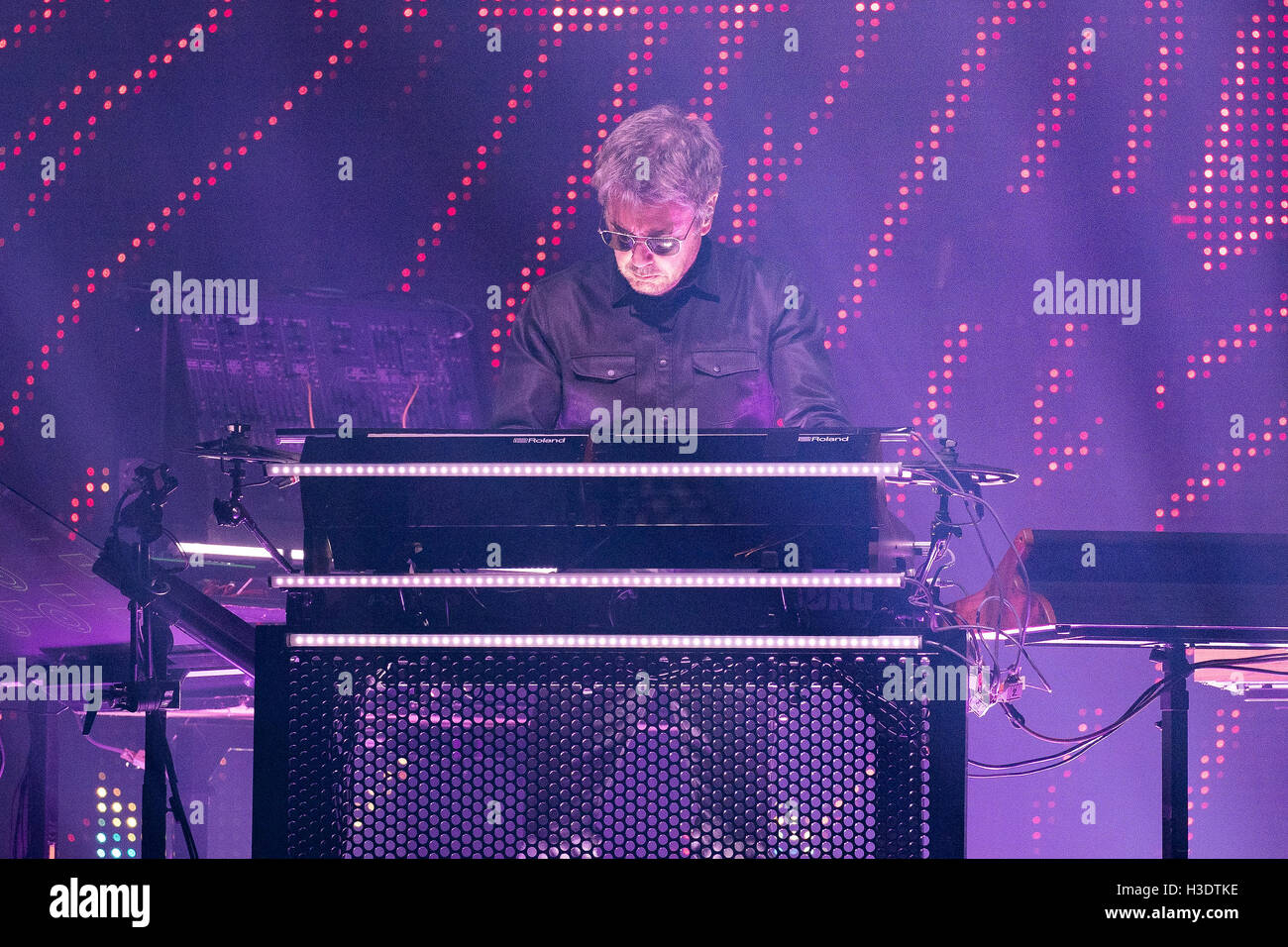 Jean michel jarre live hi-res stock photography and images - Alamy