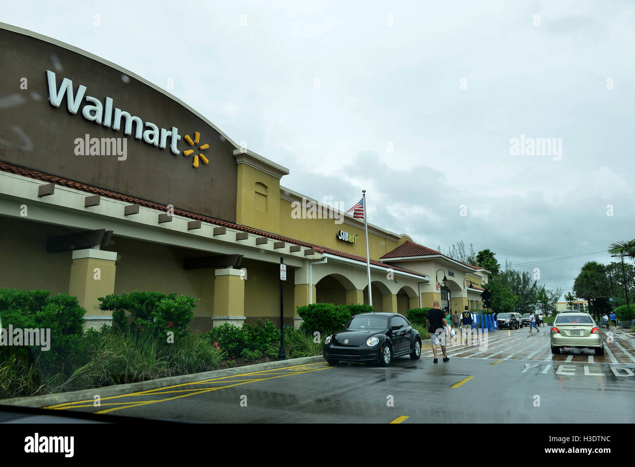 MIRAMAR, FL - OCTOBER 06:Customer arriving at Walmart as Hurricane ...
