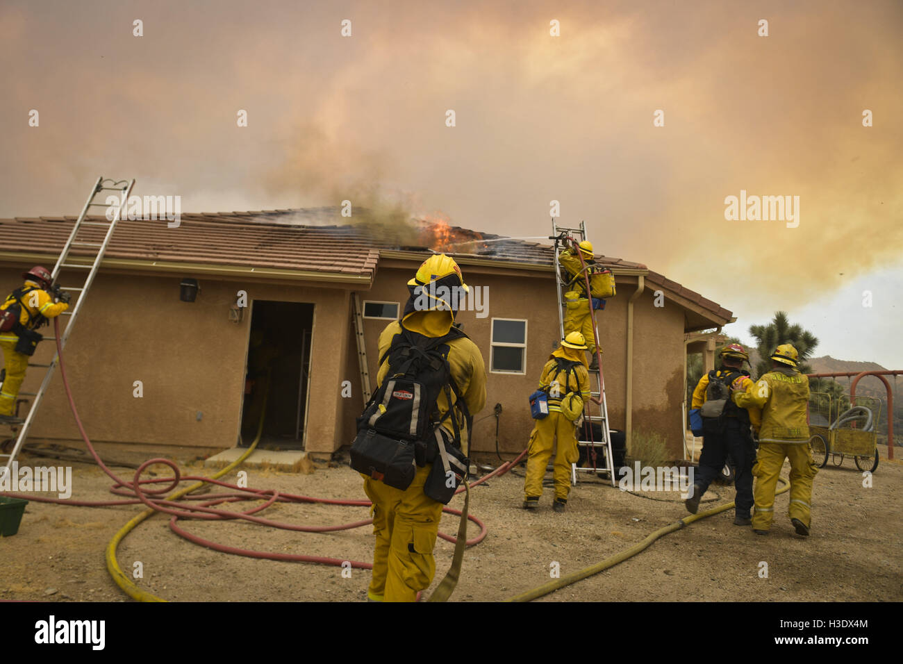 Phelan fire hi-res stock photography and images - Alamy