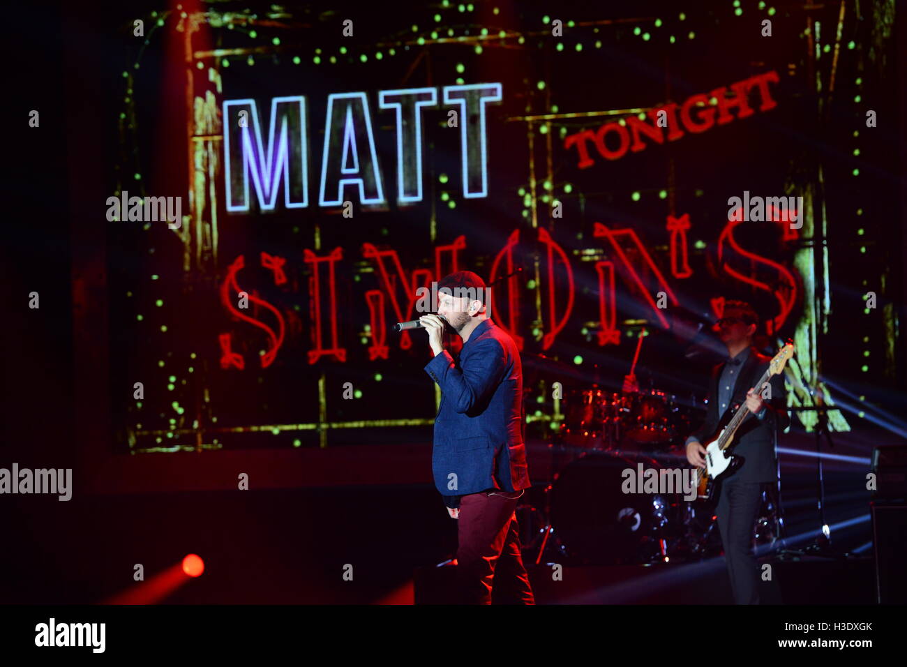 Hamburg, Germany. 06th Oct, 2016. US singer and pop musician Matt ...