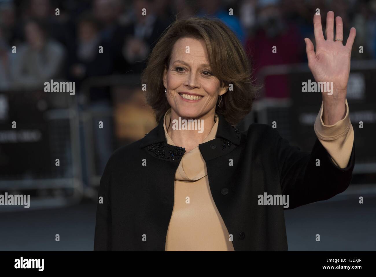 London, Grossbritannien. 06th Oct, 2016. Sigourney Weaver at BFI London ...