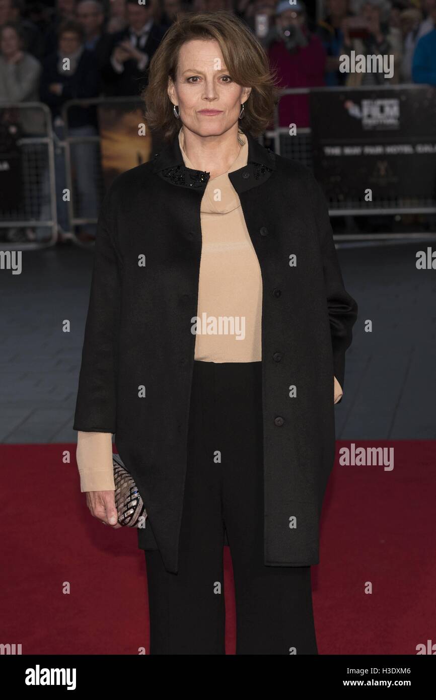 London, Grossbritannien. 06th Oct, 2016. Sigourney Weaver at BFI London ...