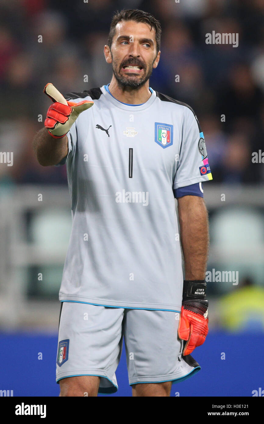 Turin, Italy. 6th October, 2016.Buffon during the match European ...