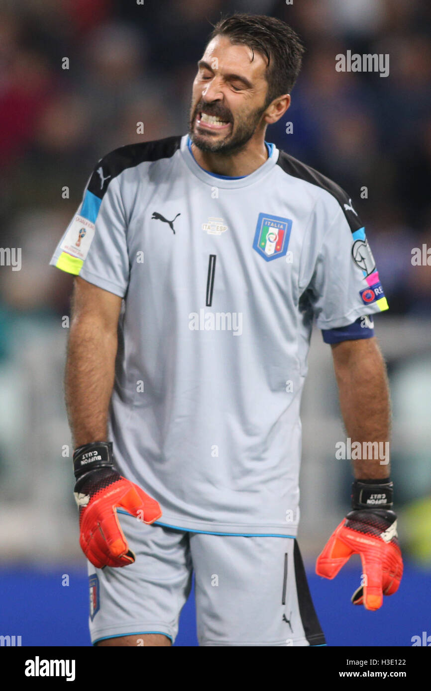 Turin, Italy. 6th October, 2016.Buffon during the match European ...