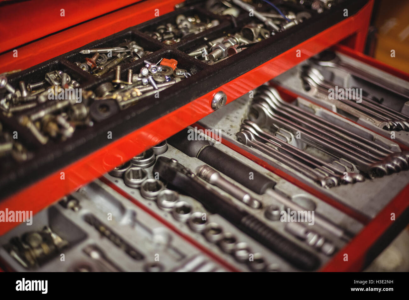 Tools arranged in tool box Stock Photo - Alamy