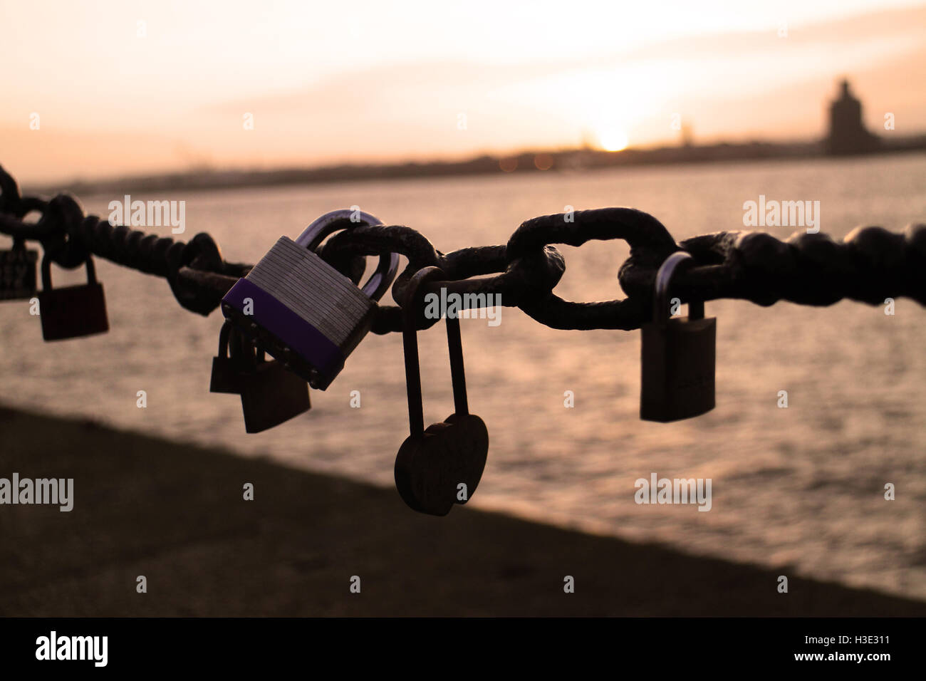 A picture of the lock chain on the Liverpool Mersey paying homage to ...