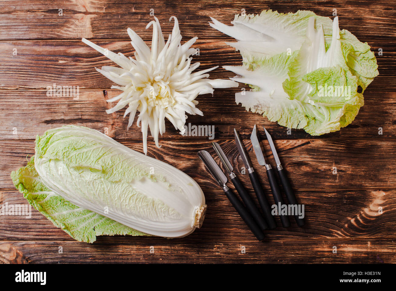 Vegetable Carving With Cabbage