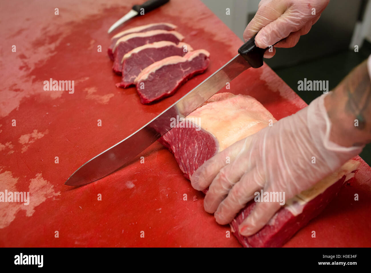 Butcher hands hi-res stock photography and images - Alamy