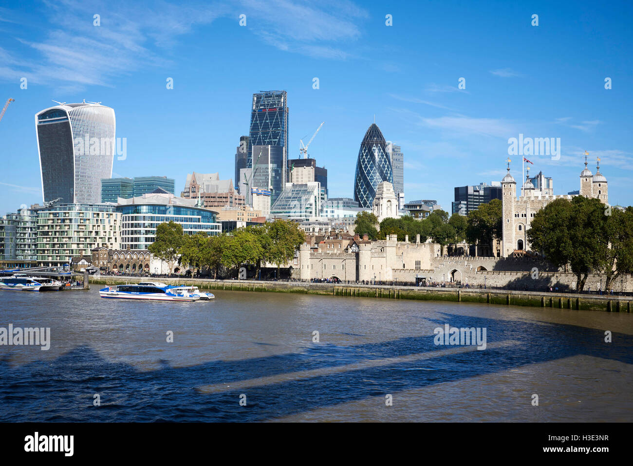 London financial centre hi-res stock photography and images - Alamy