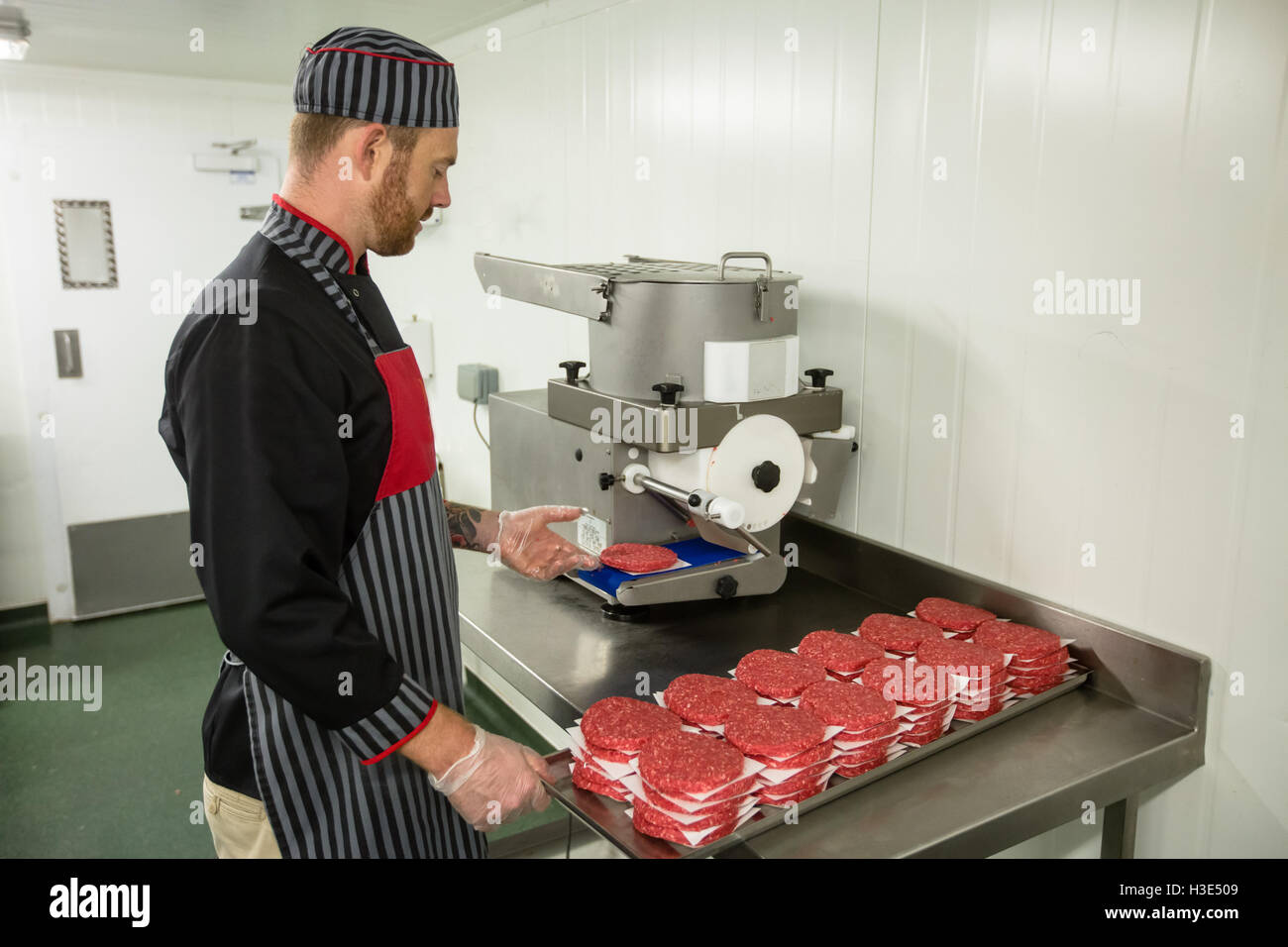 Burger preparation machine hi-res stock photography and images - Alamy