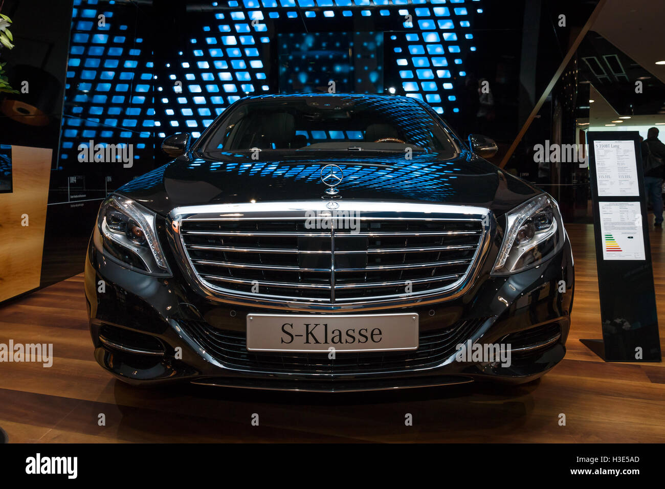 BERLIN - NOVEMBER 03, 2013: Showroom. Full-size luxury car Mercedes ...