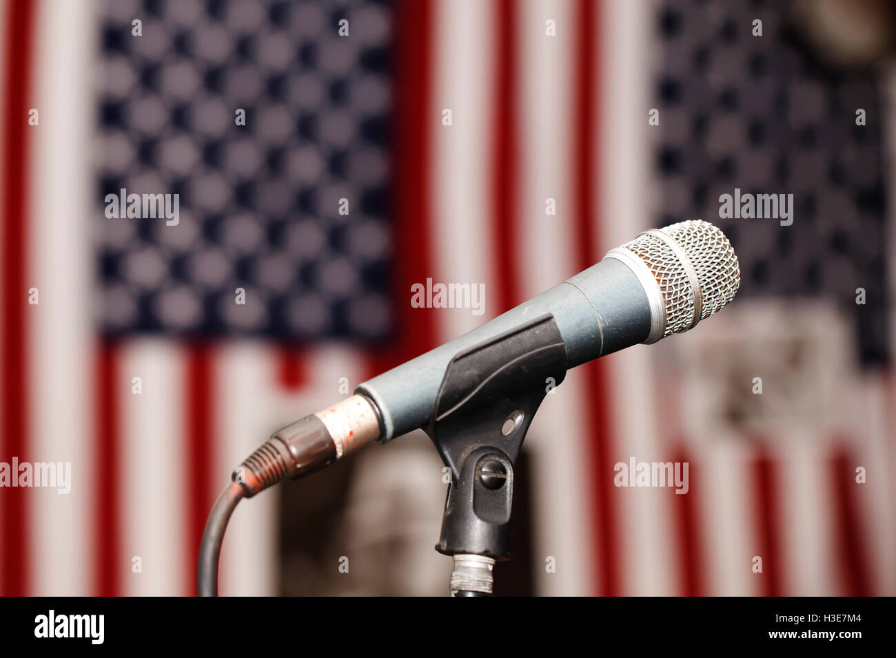 Microphone flag hi-res stock photography and images - Alamy
