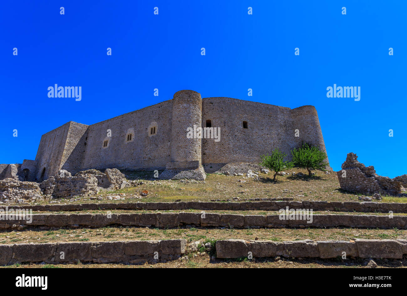 Chlemoutsi castle hi-res stock photography and images - Alamy