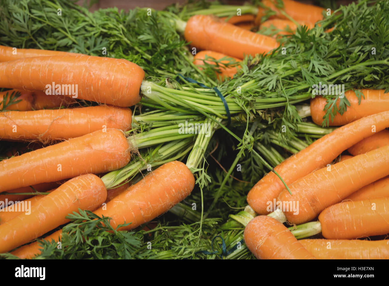 Fresh carrots in supermarket Stock Photo - Alamy