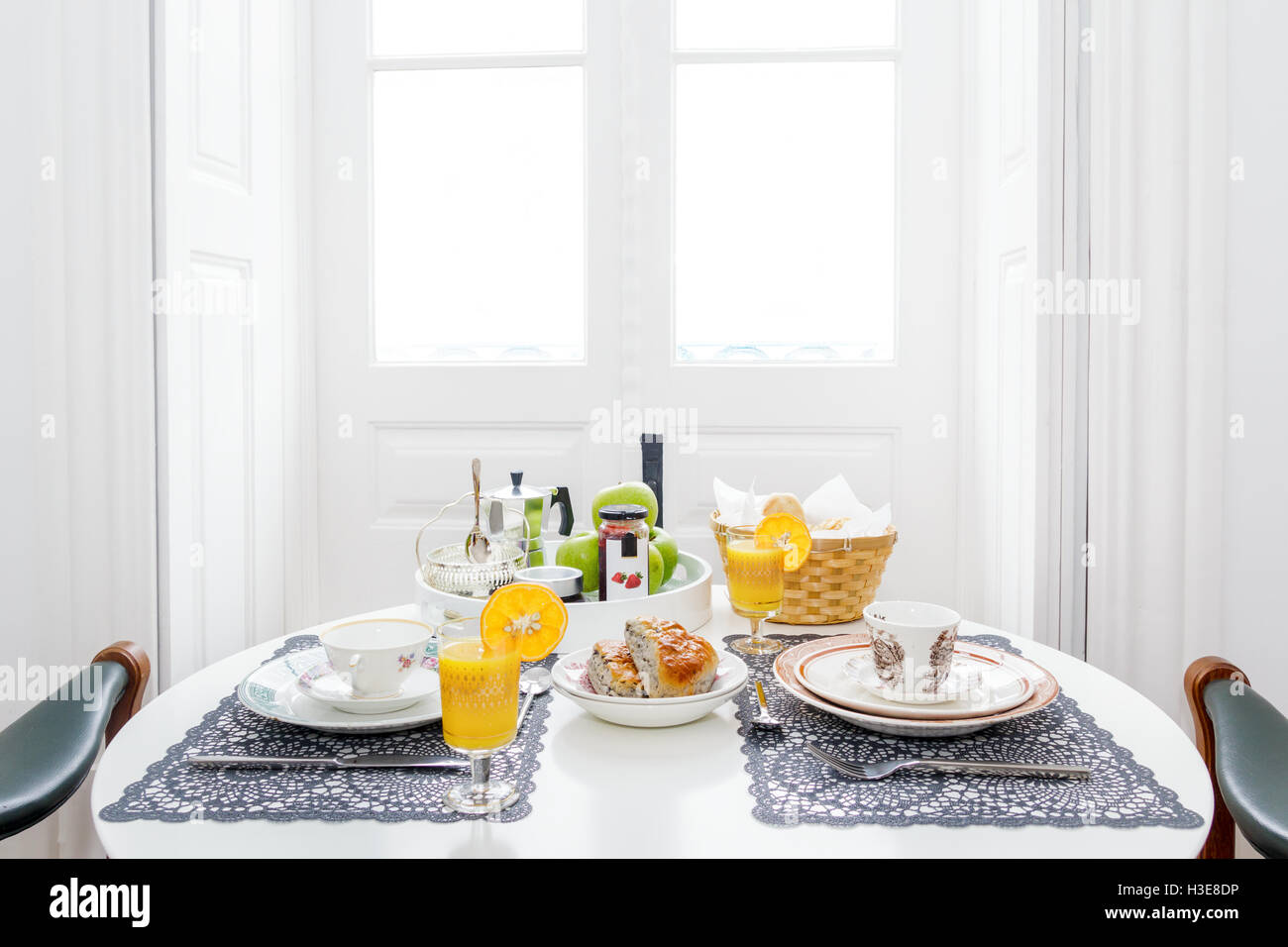 Sugar cereal and orange juice hi-res stock photography and images - Alamy