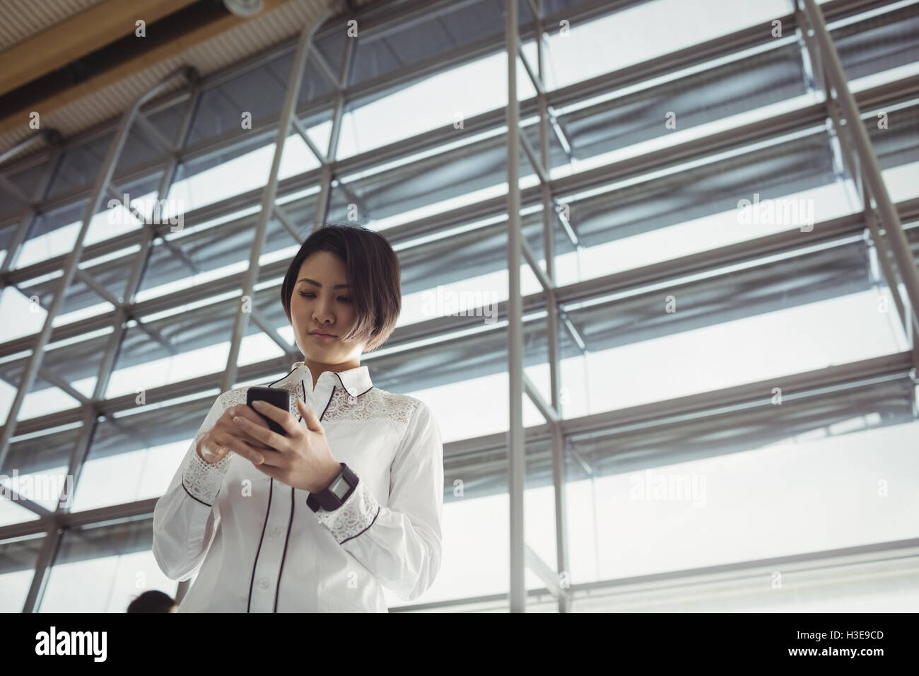 Female passenger mobile phone hi-res stock photography and images - Alamy