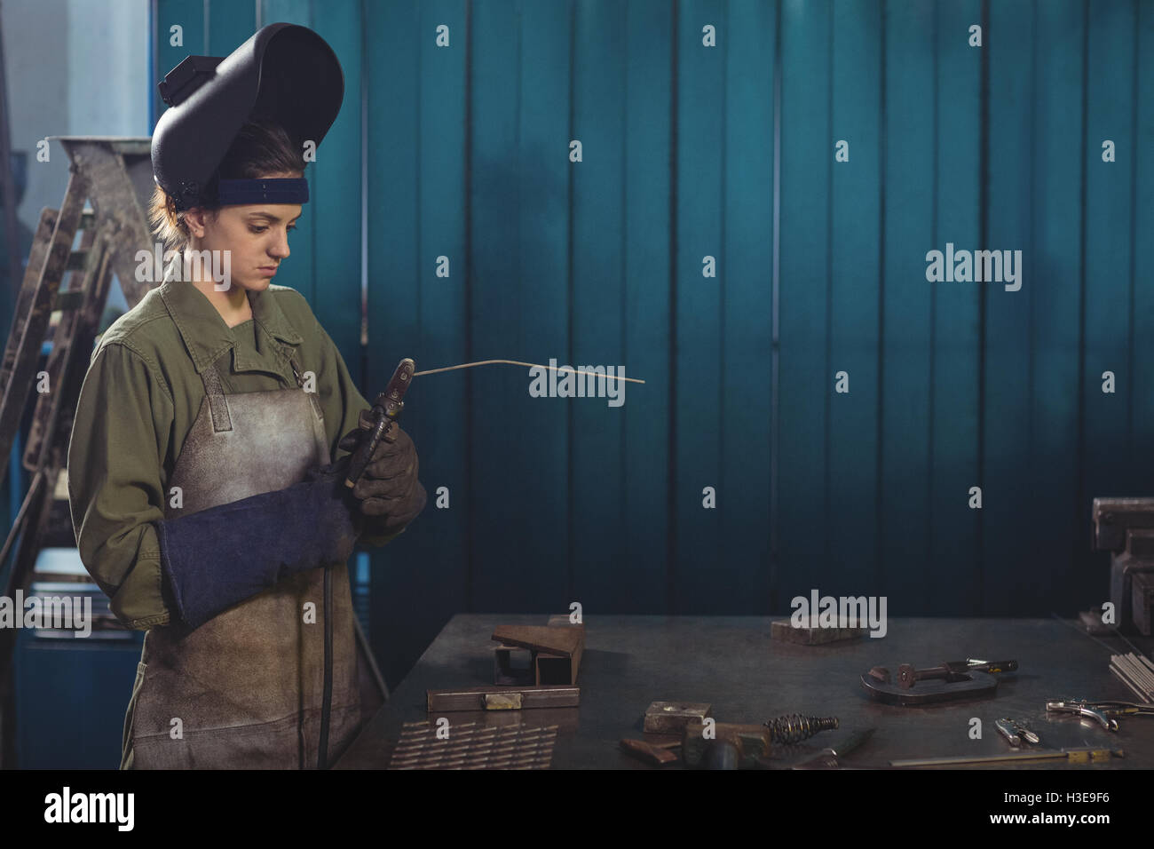 Female arch hi-res stock photography and images - Alamy