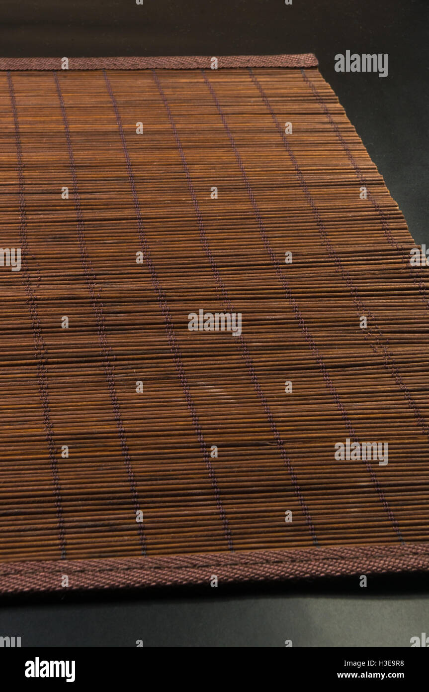 brown bamboo Mat - stand food, close-up, macro Stock Photo - Alamy