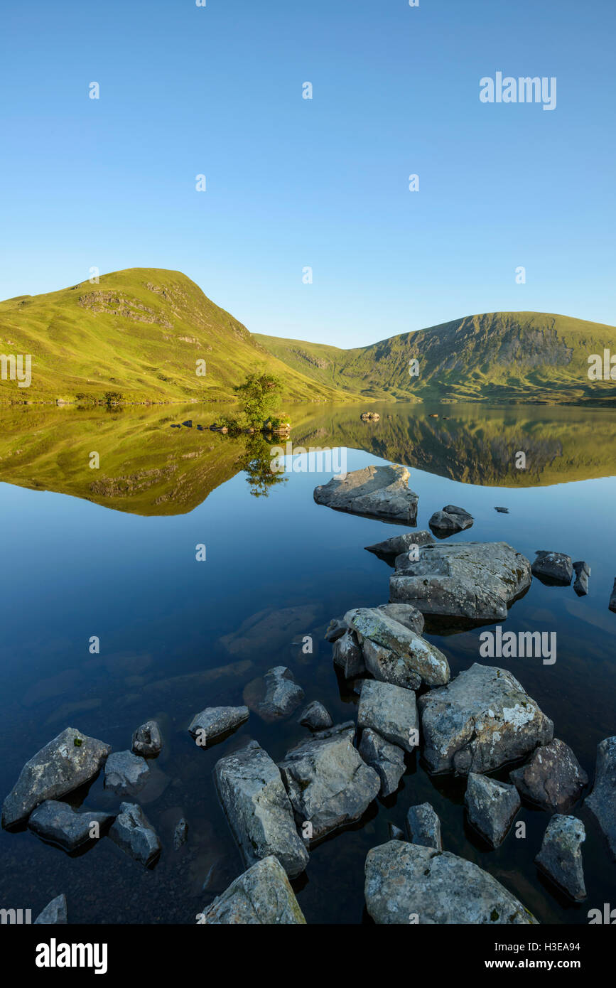 Loch Skeen (Skene) with Mid Craig and Lochcraig Head, Grey Mare's Tail ...