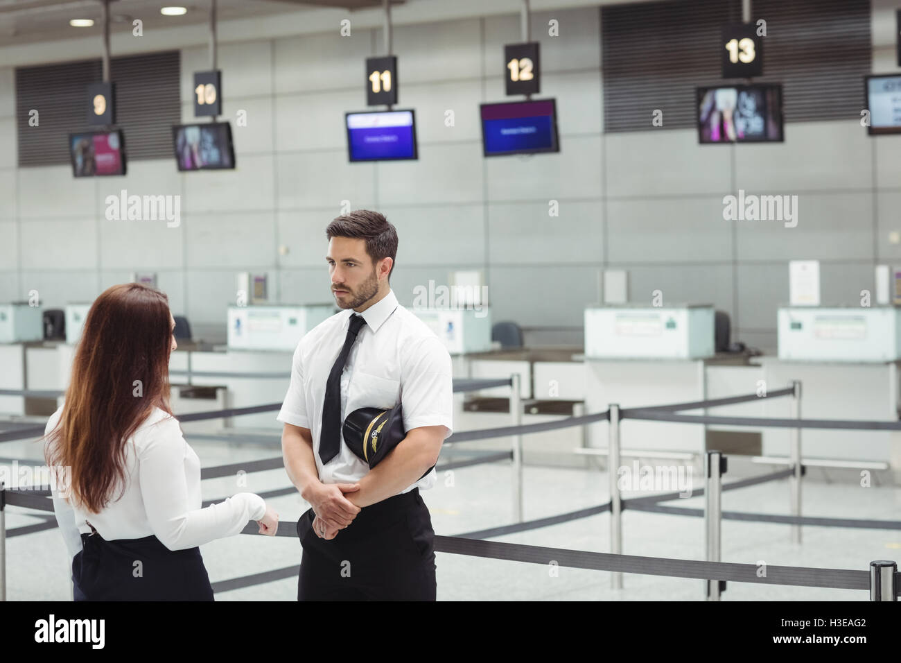 Male flight attendant hi-res stock photography and images - Alamy