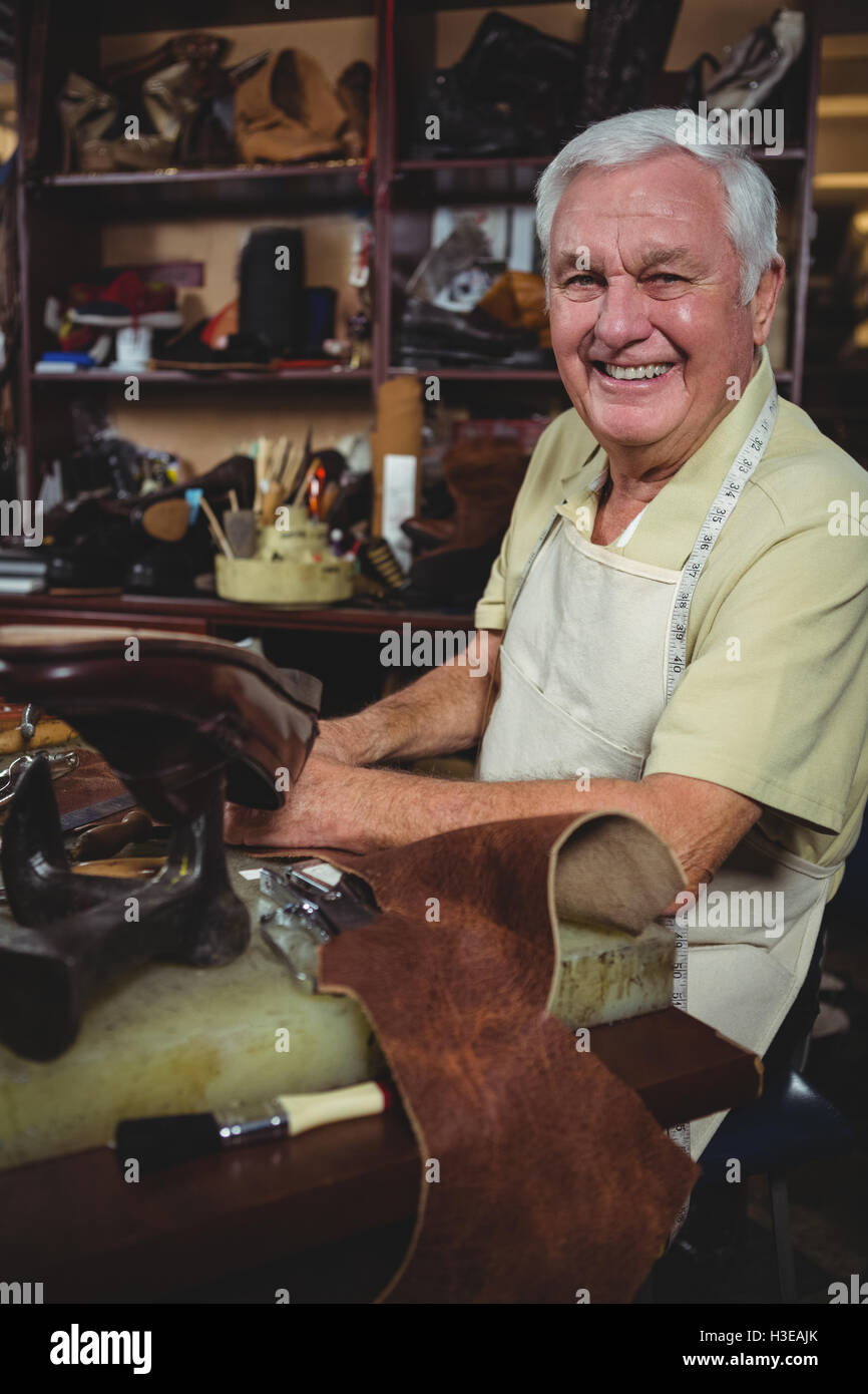 Portrait repair man measuring hi-res stock photography and images - Alamy