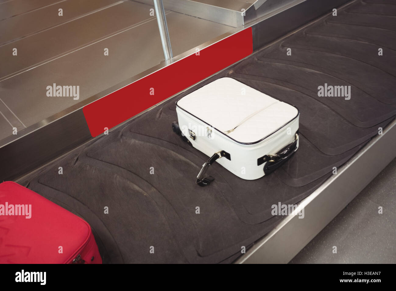 Luggage carousel hi-res stock photography and images - Alamy
