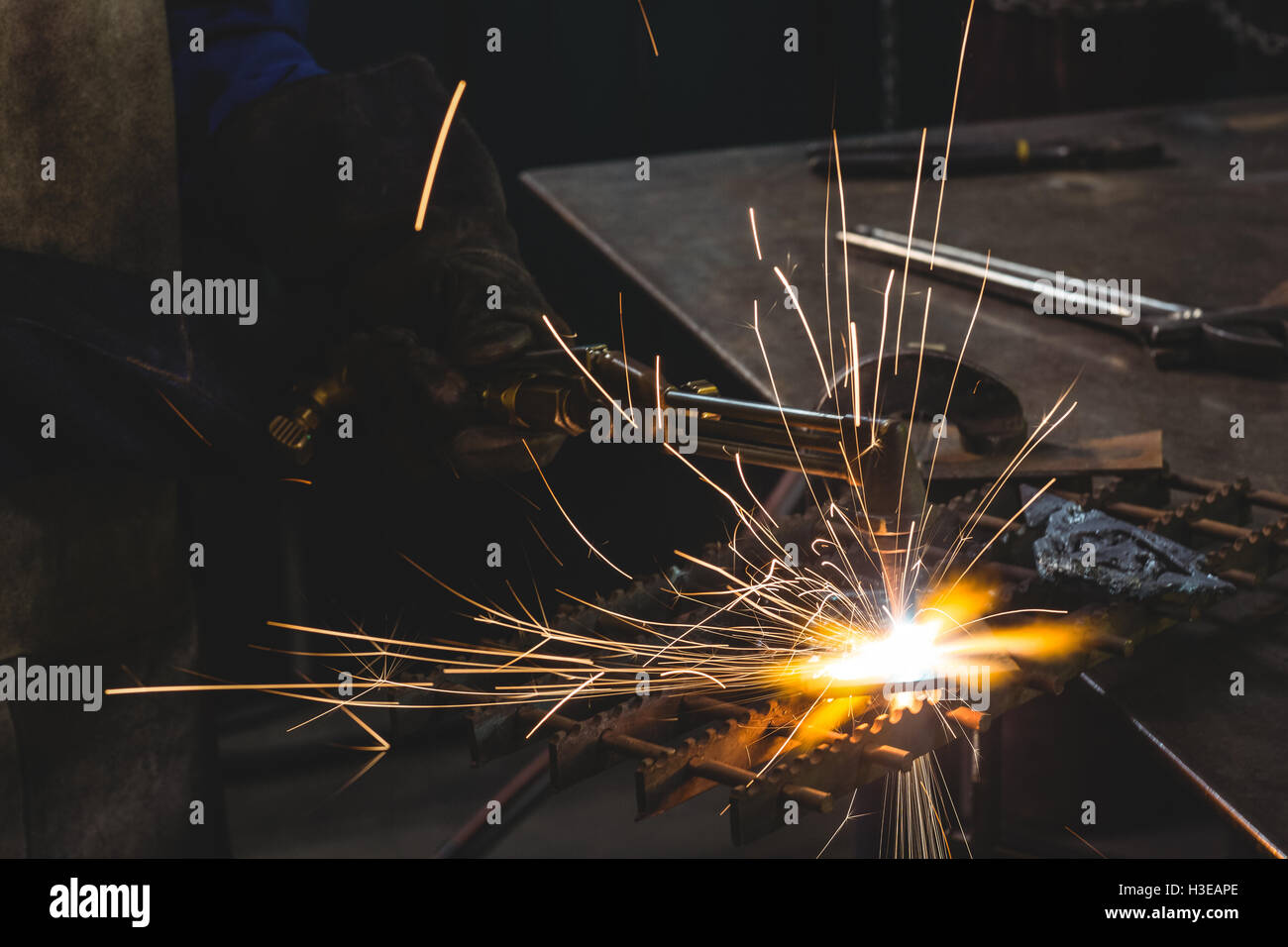Mid piece hi-res stock photography and images - Alamy