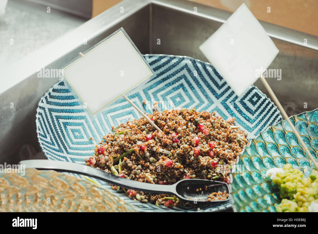 Food plate display hi-res stock photography and images - Alamy
