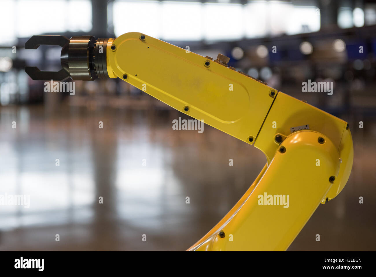 Robotic Arm Stock Photos & Robotic Arm Stock Images - Alamy