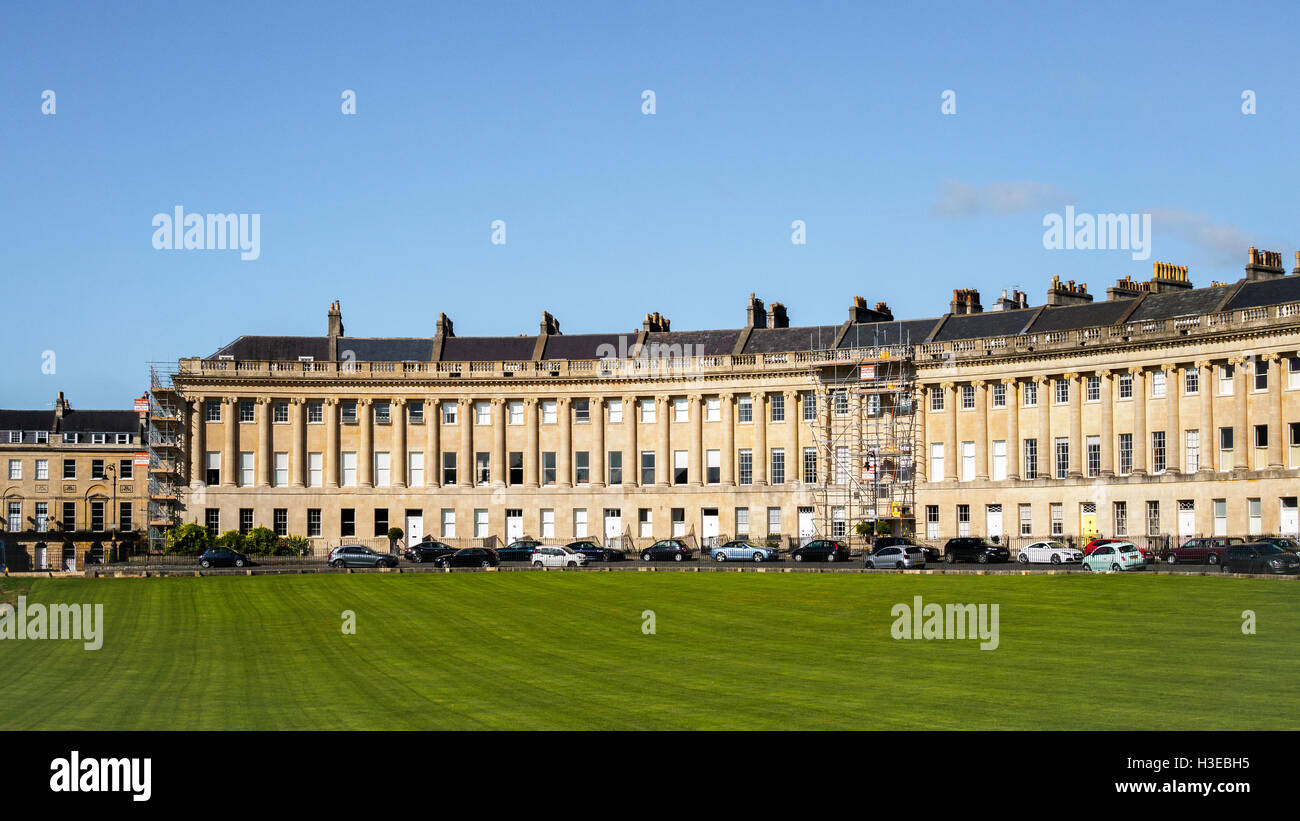 Houses in the Royal Crescent in Bath Stock Photo - Alamy