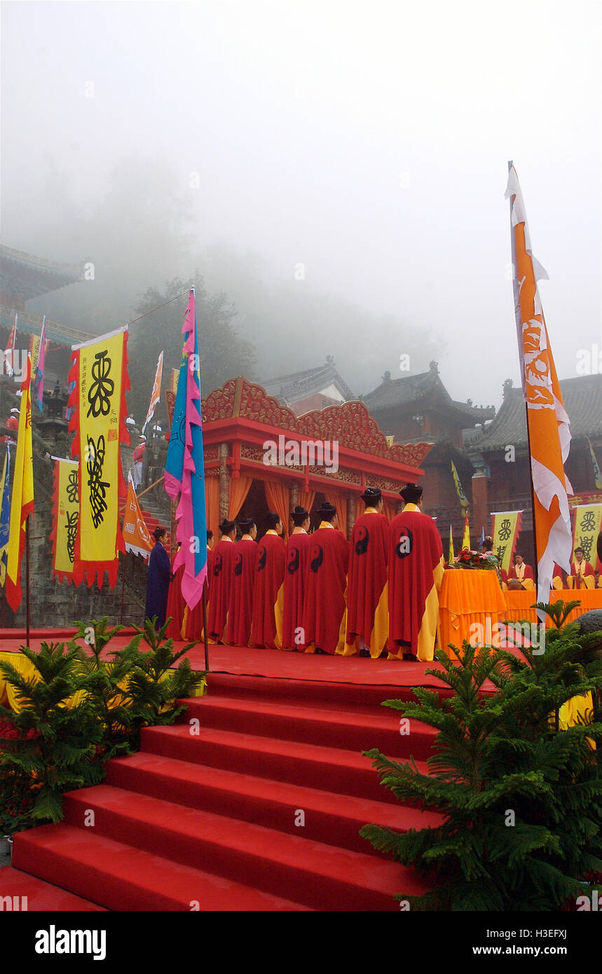 Wudang Mountain Temple High Resolution Stock Photography and Images - Alamy