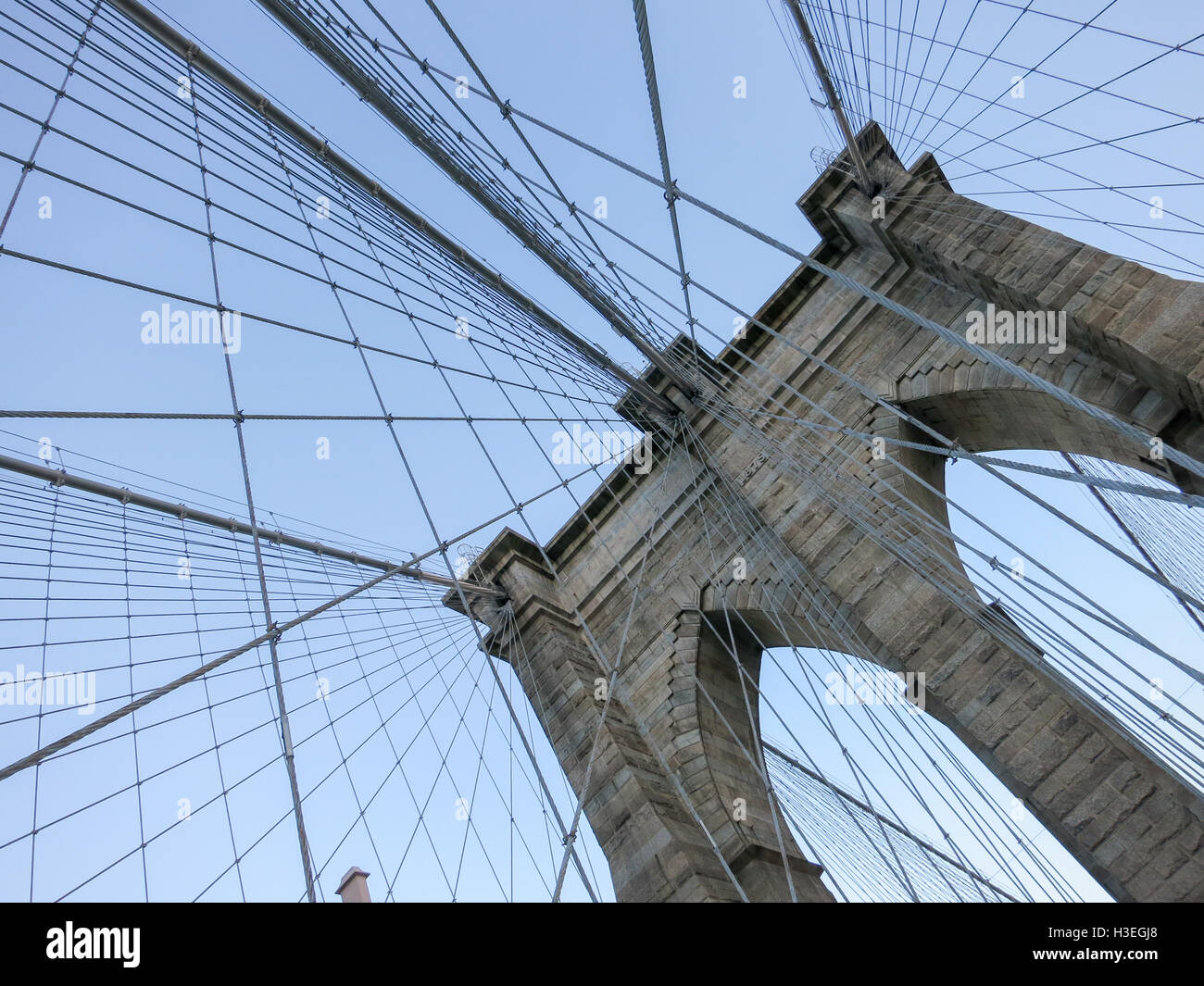 View of the gothic arches of the Brooklyn Bridge Stock Photo - Alamy