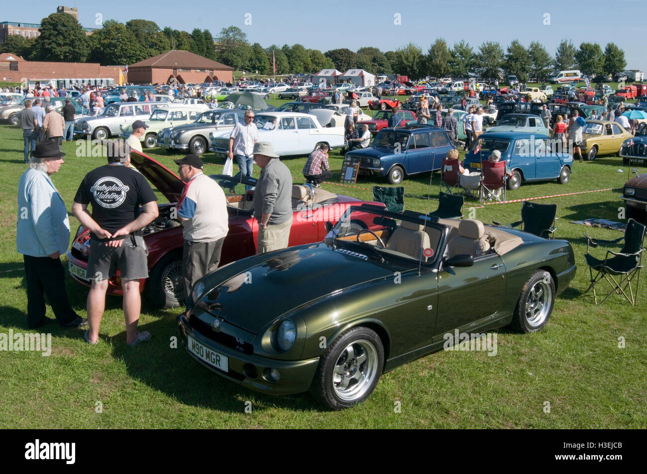 Mg cars hi-res stock photography and images - Alamy